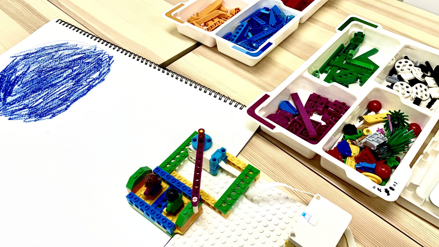 生徒の作品紹介！〜LEGO SPIKE、WeDo、Scratch〜 | ProgrameiQ公式ブログ